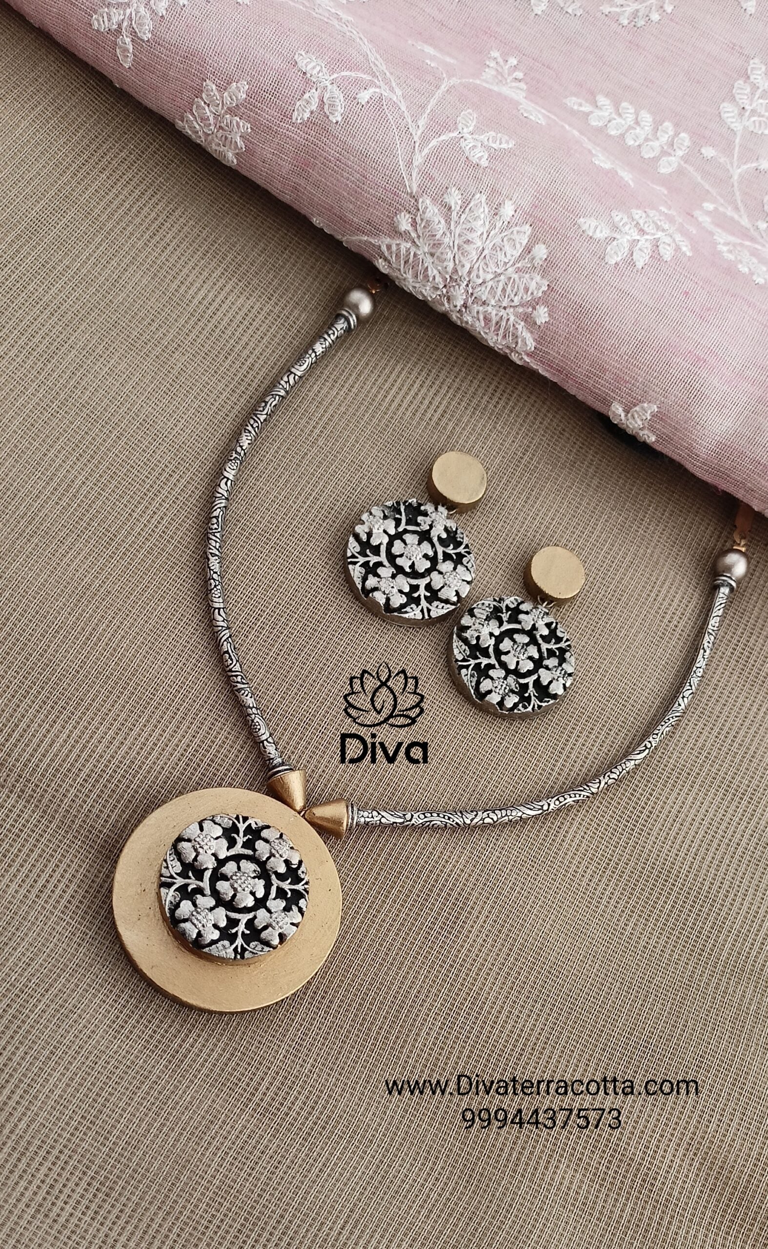 Chic Vogue Gold Terracotta Jewellery – Diva Creations Terracotta Jewellery